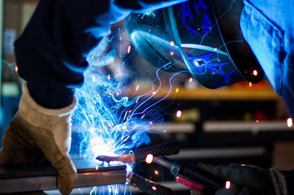 Tin 2025: A Guide To Tin Production, Use Cases, And Economic Value ...